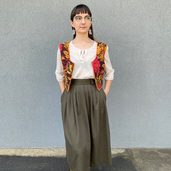 Sewing a Super Quick Vest from our 126 Vests Pattern! - Folkwear